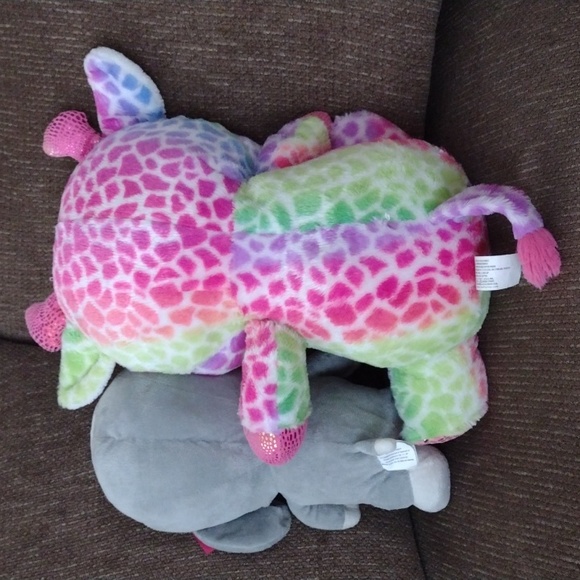 Kellytoy | Toys | Kellytoy Plushes Sad Sam Rainbow Giraffe | Poshmark